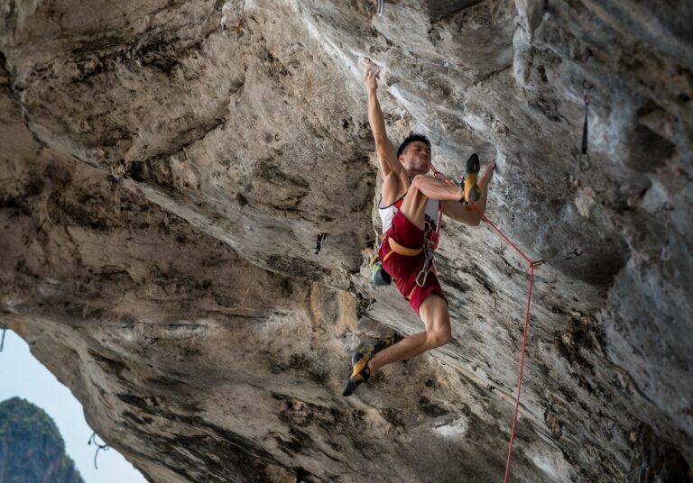 Climbing Protection Devices: A Complete Overview (2025)