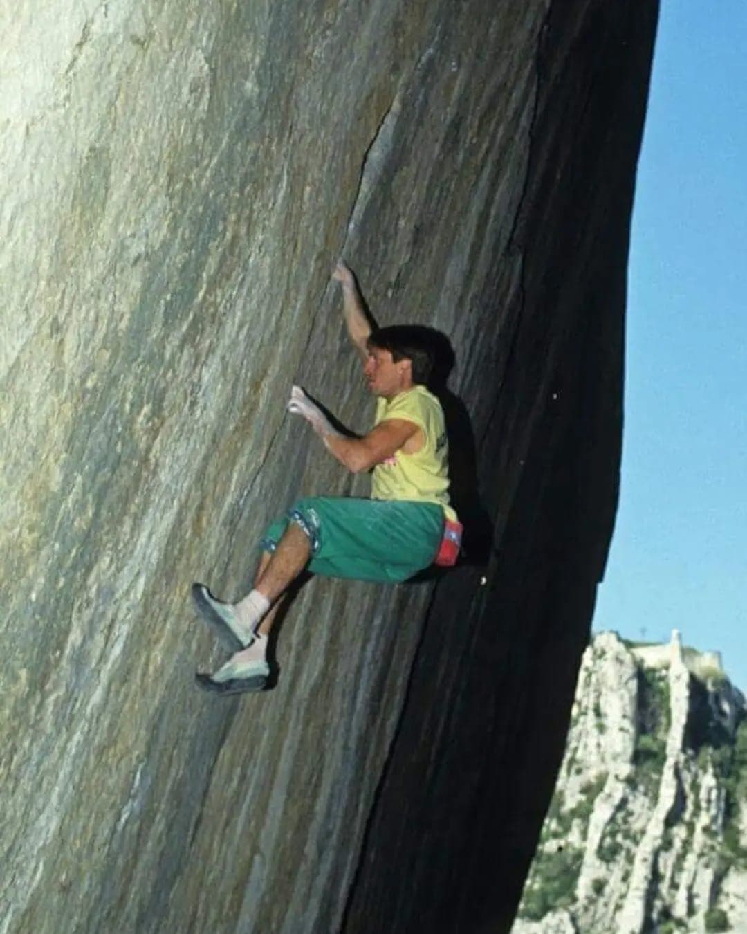 Interview d'Alain Robert : Le légendaire Grimpeur parle du Free Soloing